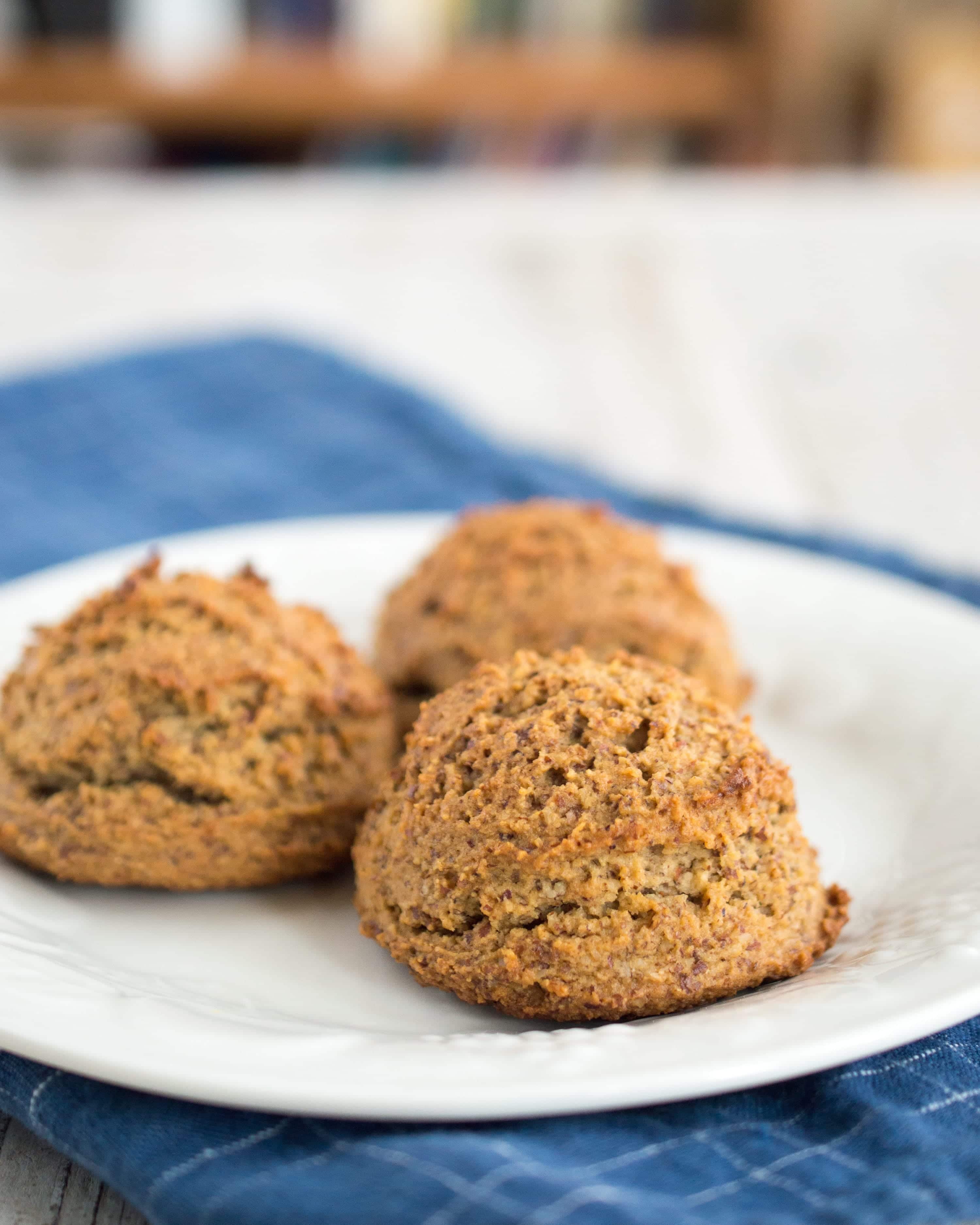 Paleo Almond Biscuits | Lefty Spoon